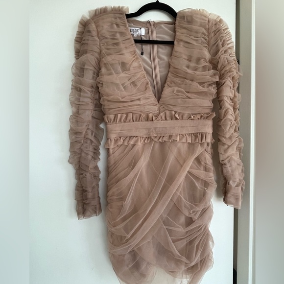House of CB | Dresses | Rare House Of Cb Cream Mini Dress | Poshmark